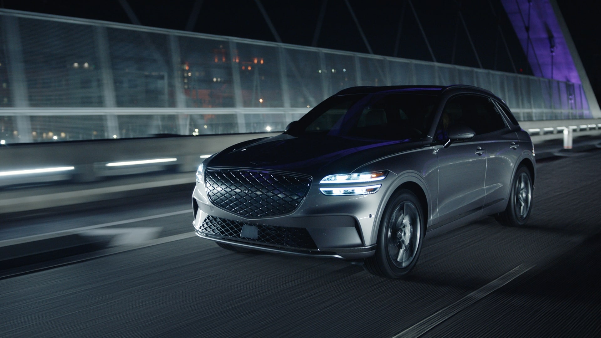 Genesis "The Electric Dish" - Trafik