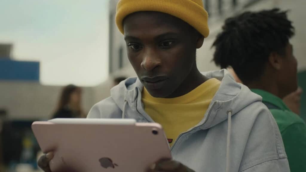 Apple "iPad Air - Election" - Trafik